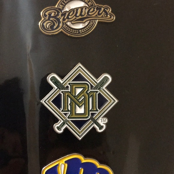 Aminco | Accessories | Milwaukee Brewers Collector Pin Set | Poshmark